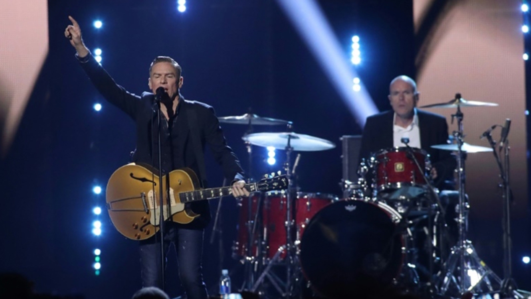 Sewer fatberg cancels Bryan Adams gig in Perth, Australia